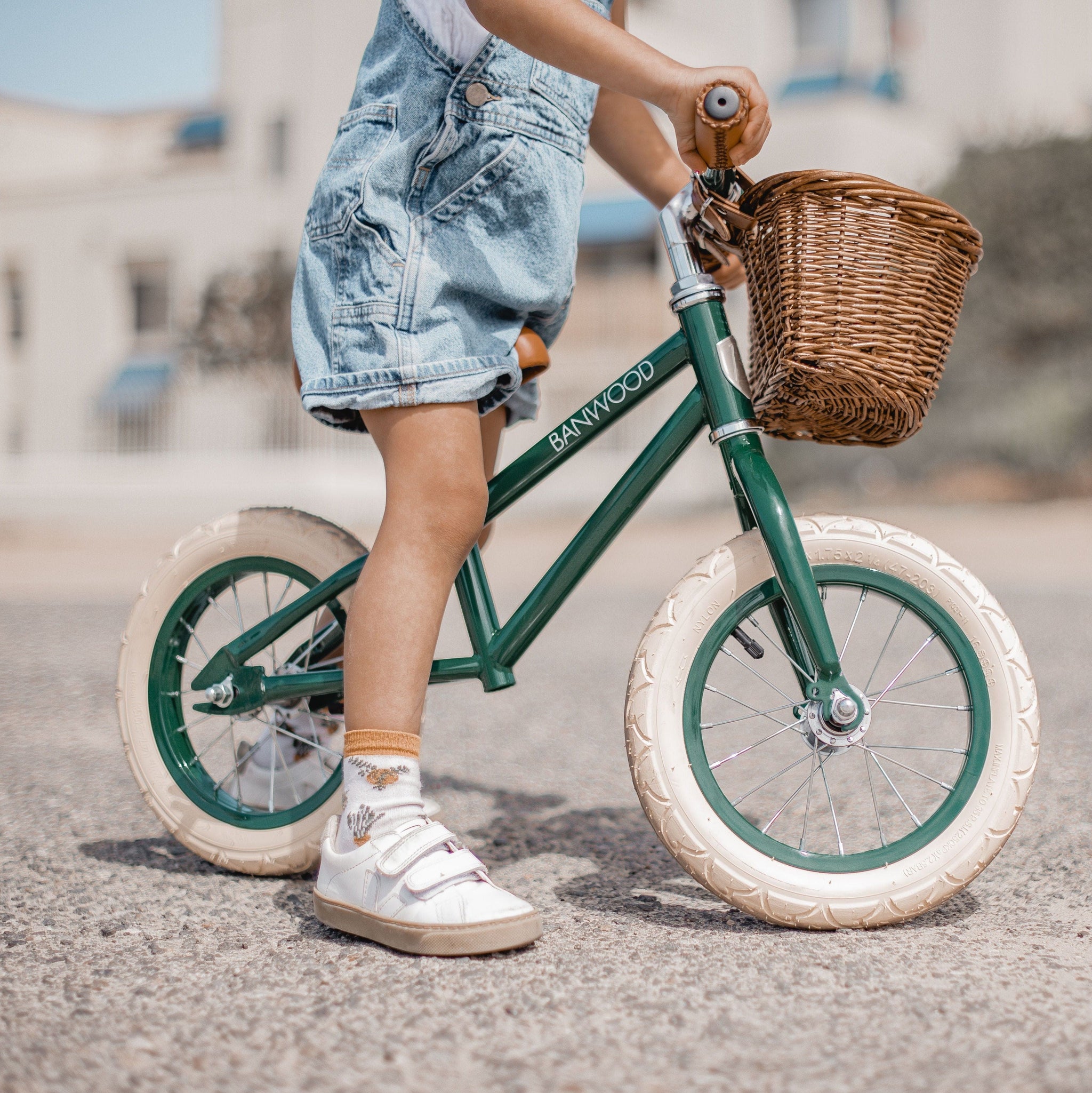Banwood First Go Vintage Balance Bike - Green